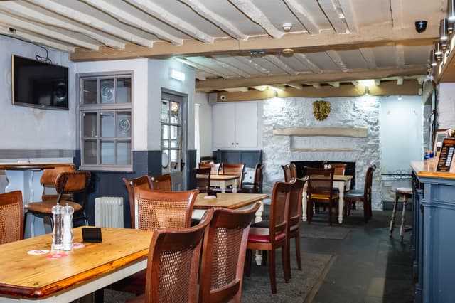 Golden Lion Inn Magor, - Stonegate Pub Partners - Find a Pub