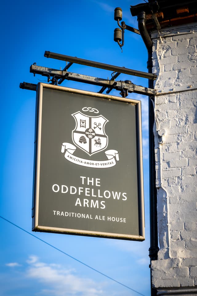 Oddfellows Arms Toddington, - Stonegate Pub Partners - Find a Pub