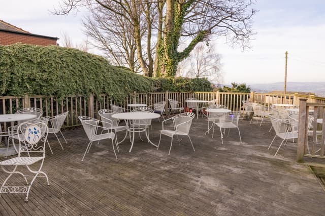 Chevin Hotel Menston, - Stonegate Pub Partners - Find a Pub